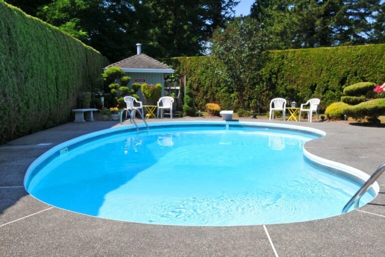 What Is a Zero-Entry Pool and Should You Get One?