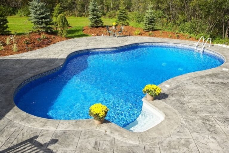 How Much Does A 16x32 Kayak Pool Cost